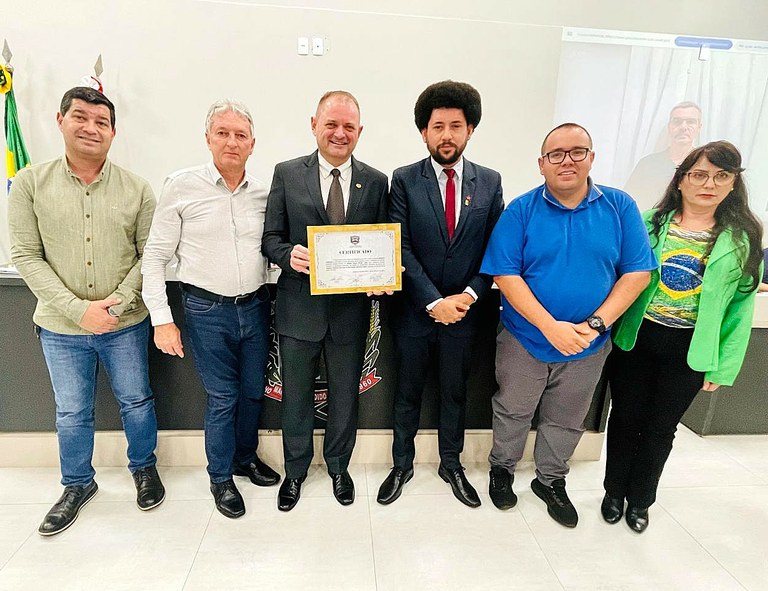 Roberto Thomé é homenageado pelo Poder Legislativo de Marechal Rondon ...